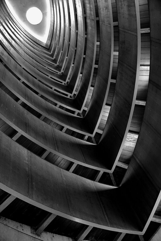 Concurso “Líneas convergentes” - Agrupación Fotográfica Contraste Variable